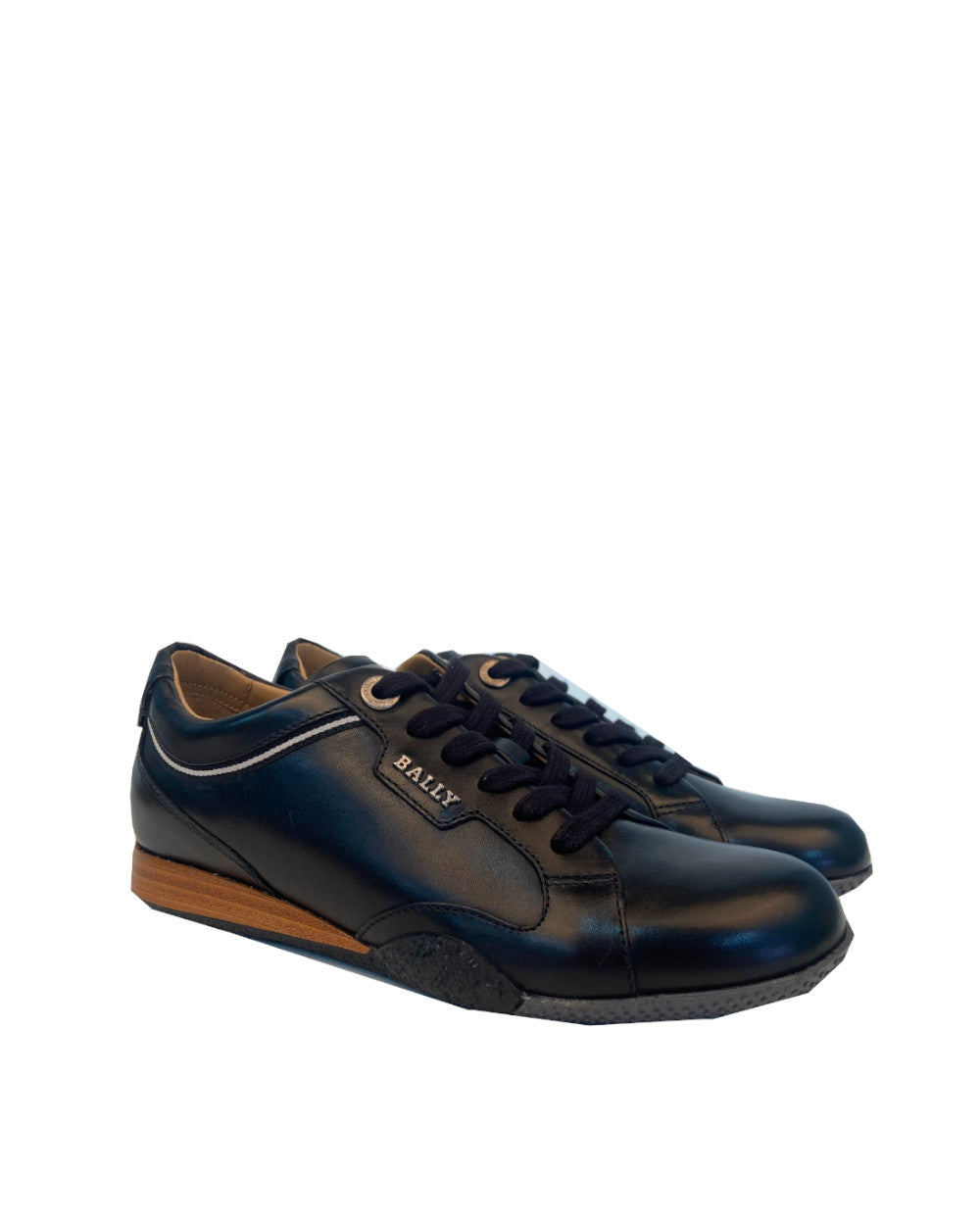 Leather Trainer – ISSI Outlet